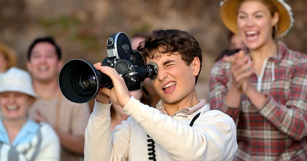Steven Spielberg's 'The Fabelmans': Filmmaker as Man of Fables